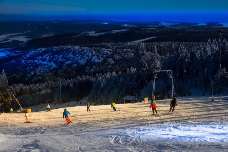 Skilifte Wasserkuppe Ski- und Rodelarena - wasserkuppe.net